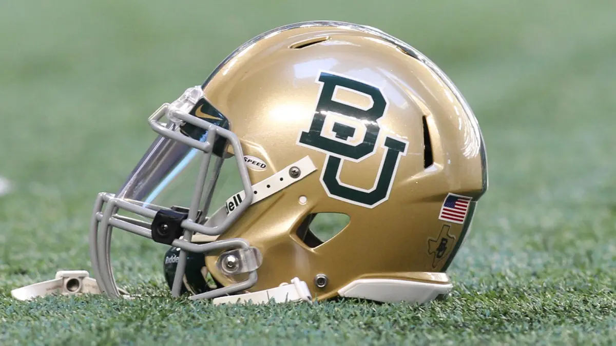 Baylor football player Alex Foster dies at 18 - Sports Portal